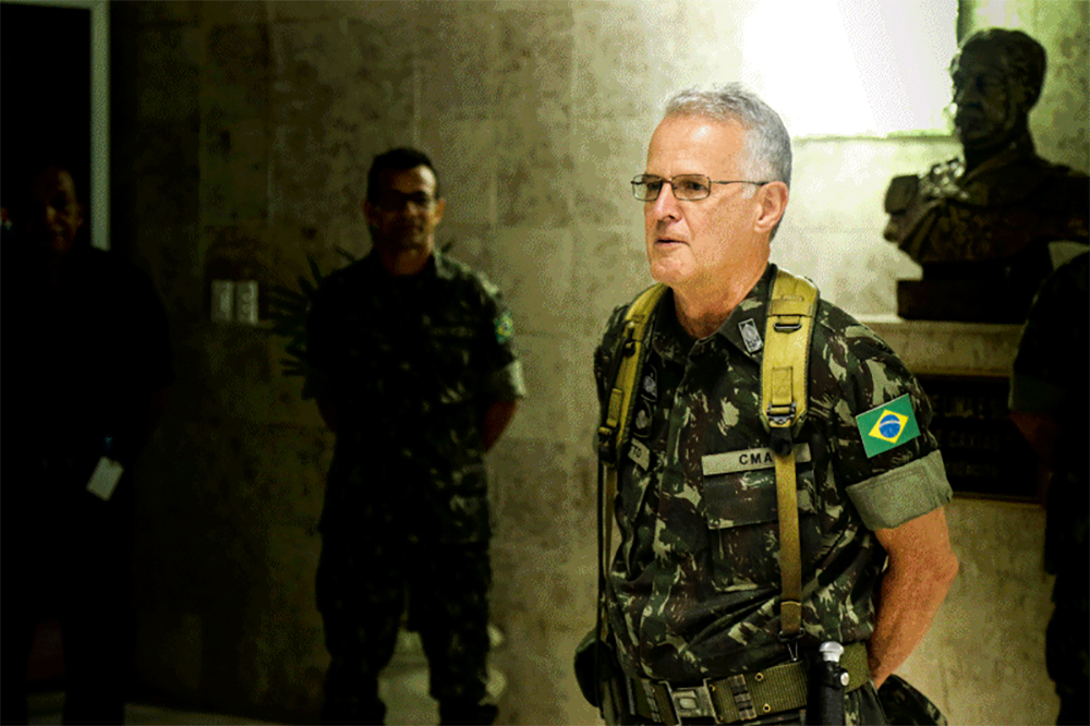 Forças Armadas diminuirão ação na fronteira e grandes cidades, como São ...